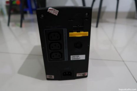 Mengganti Baterai UPS Ternyata Mudah Juga Ya - Bayu Studio